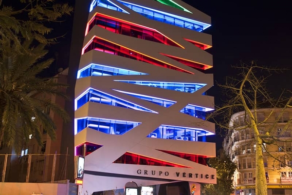 Edificio Grupo Vértice - FREPI – PROYECTOS DE ILUMINACIÓN